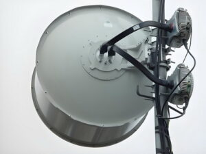 Direct vs. Split-Mounts: Simplifying Microwave Antenna Installations ...